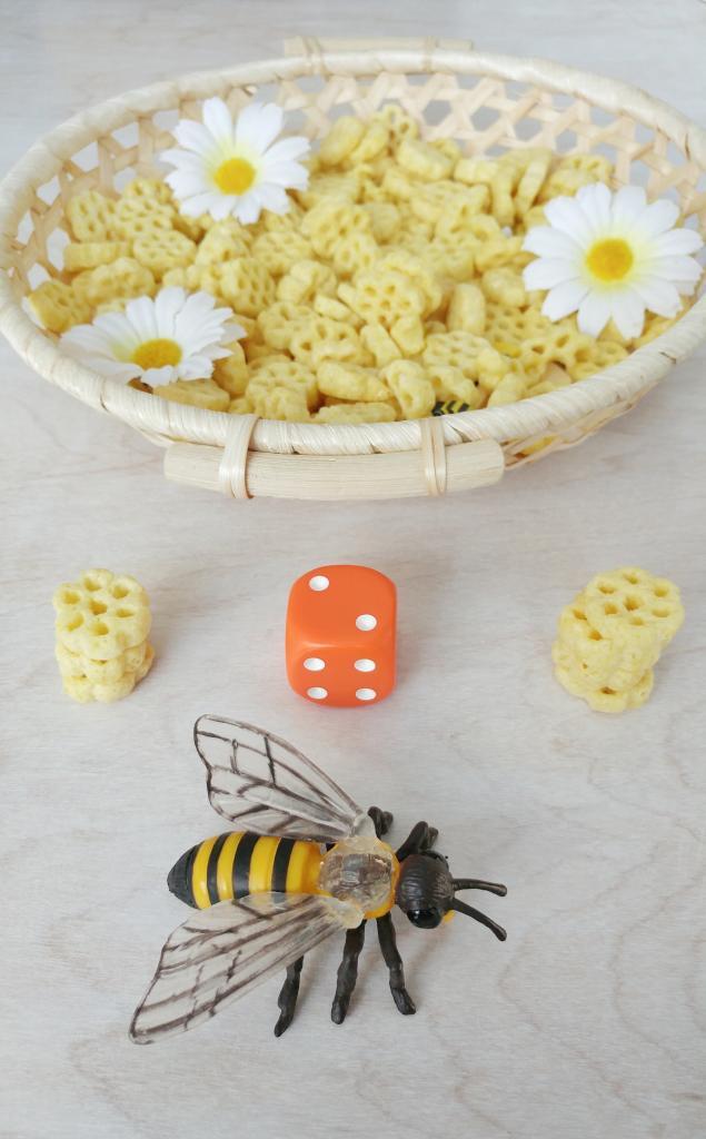 Bee themed activities and books | Reaching Happy