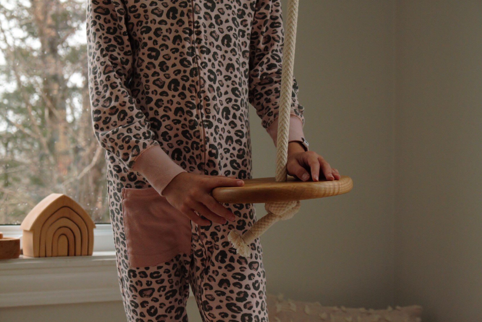 We are sharing Ideas for Indoor Fun - Gross Motor Activities | Reaching ...