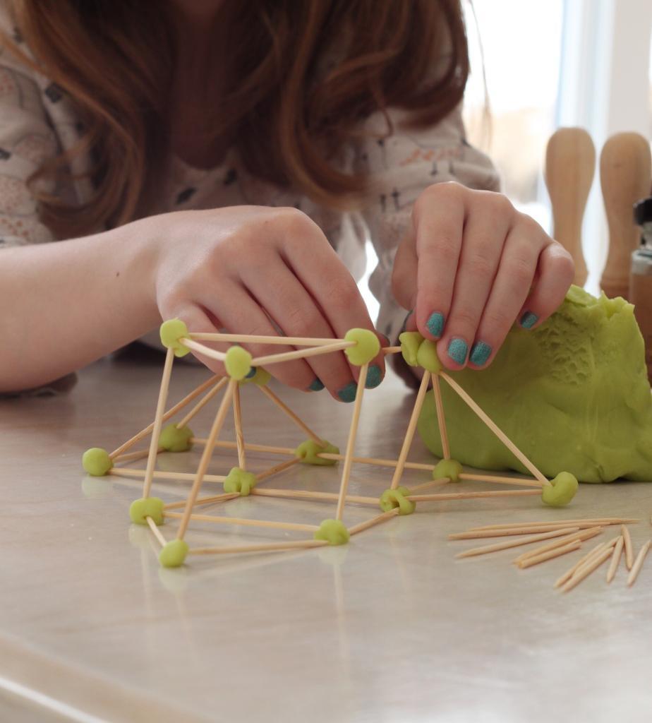 Easy Play Dough Activity Ideas that will keep your littles busy all ...