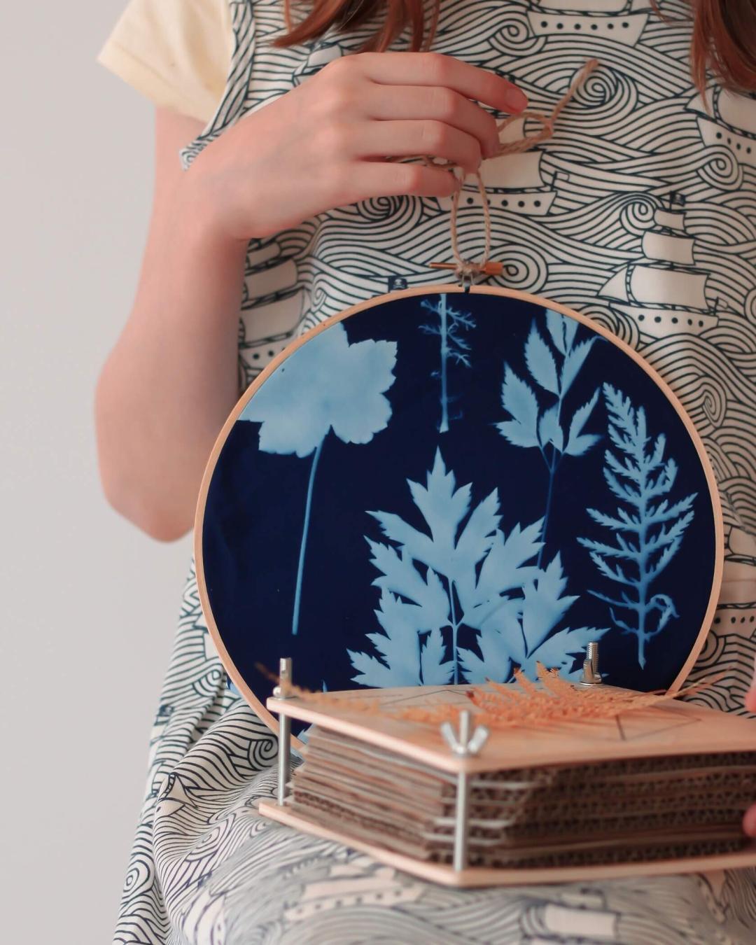 Making Sun Prints with Children | Reaching Happy