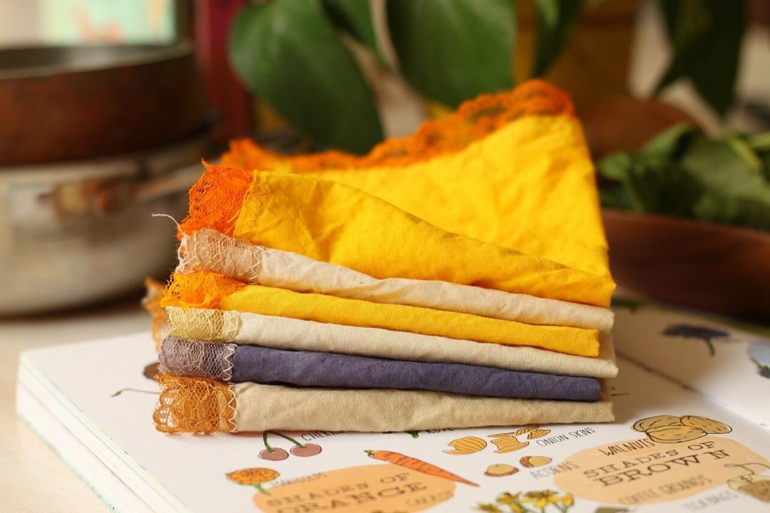 natural plant based dyes | Reaching Happy