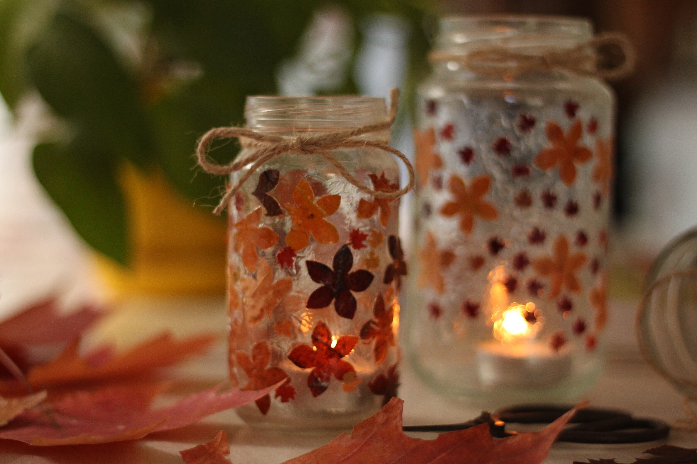 easy fall leaf lanterns | Reaching Happy