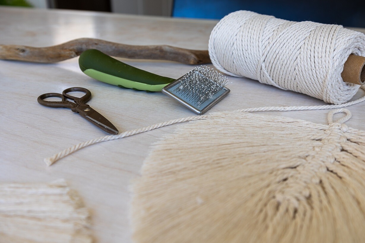 Easy DIY Macrame Leaves | Reaching Happy